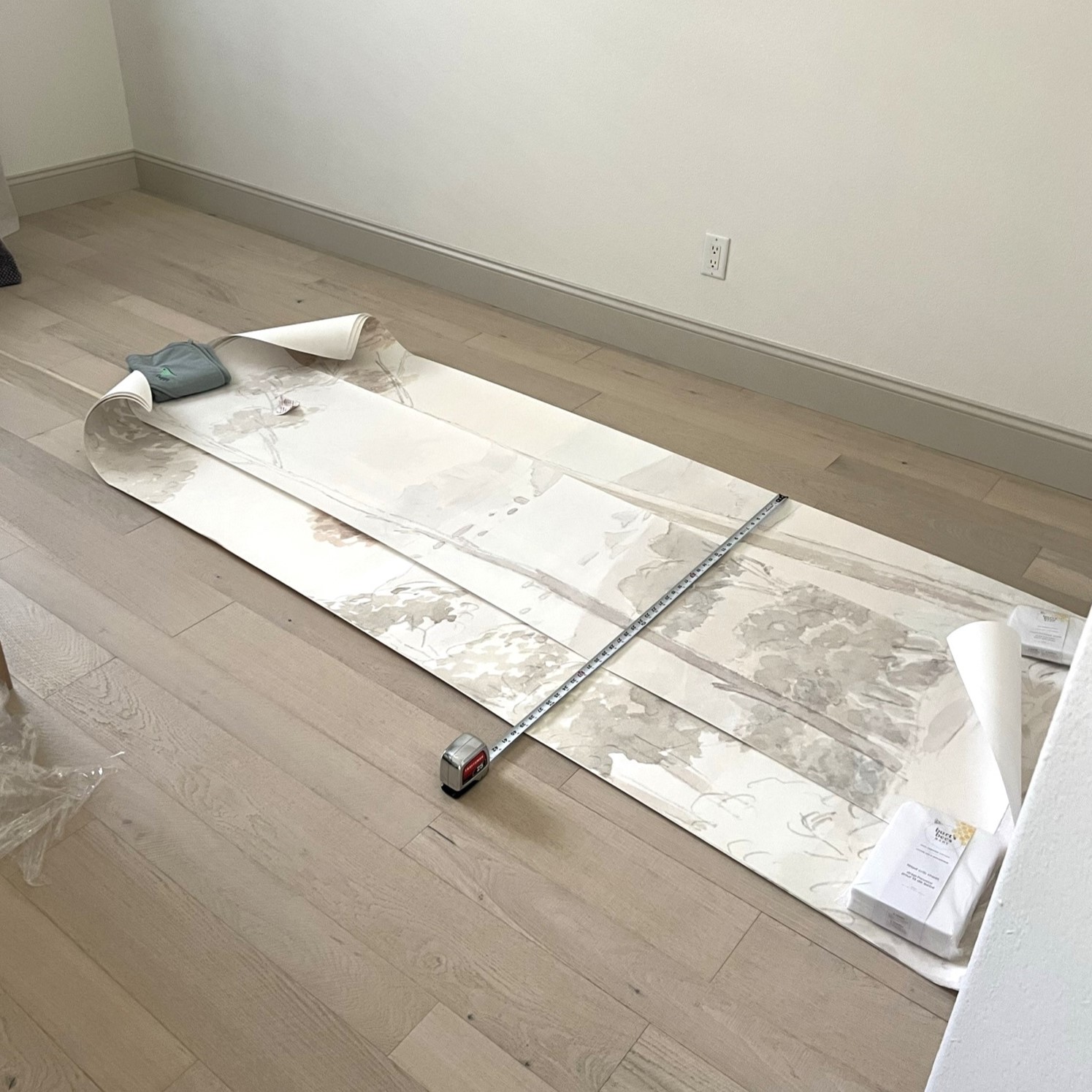 How to Install a Wallpaper Mural