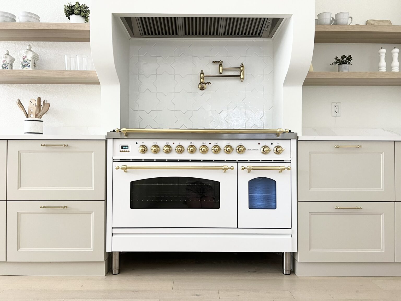 Hallman Range Review: Our Hallman 48 Range in White
