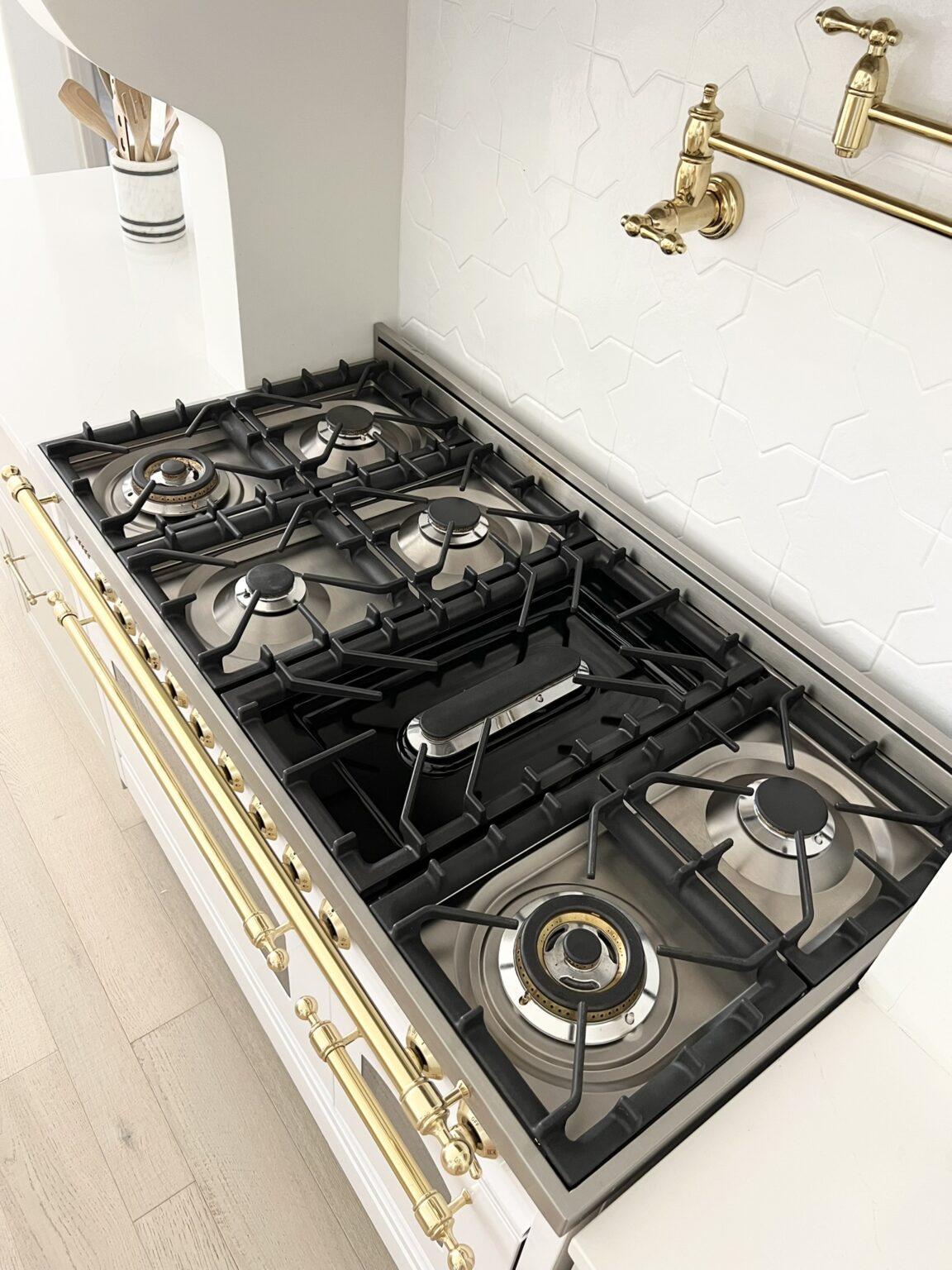 Hallman Range Review: Our Hallman 48 Range in White